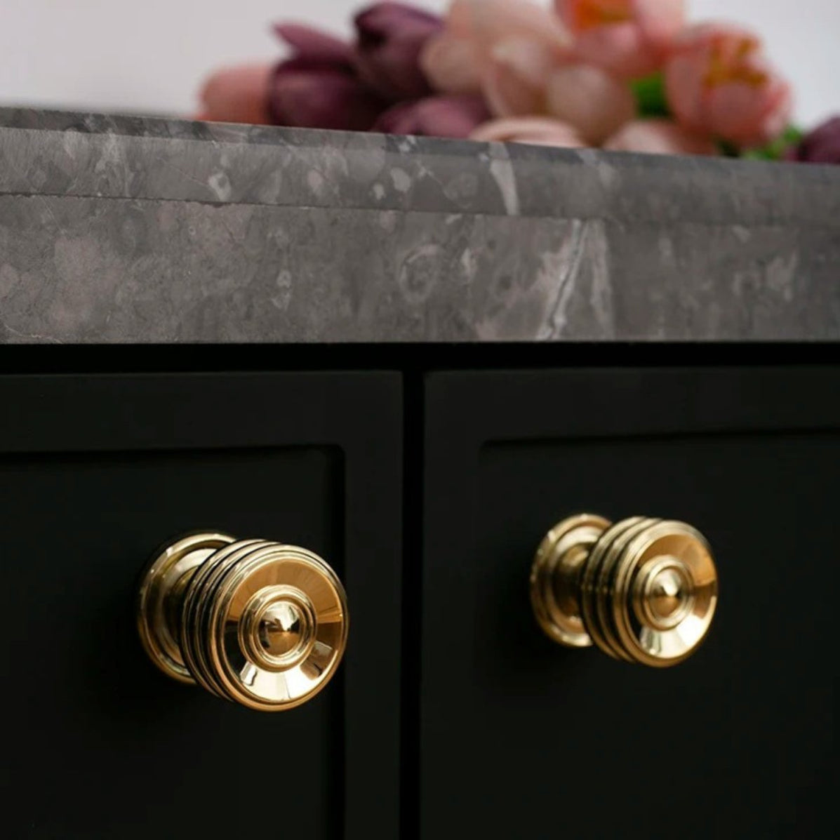 Vang Knob & Pull Bar — Waldolfhome